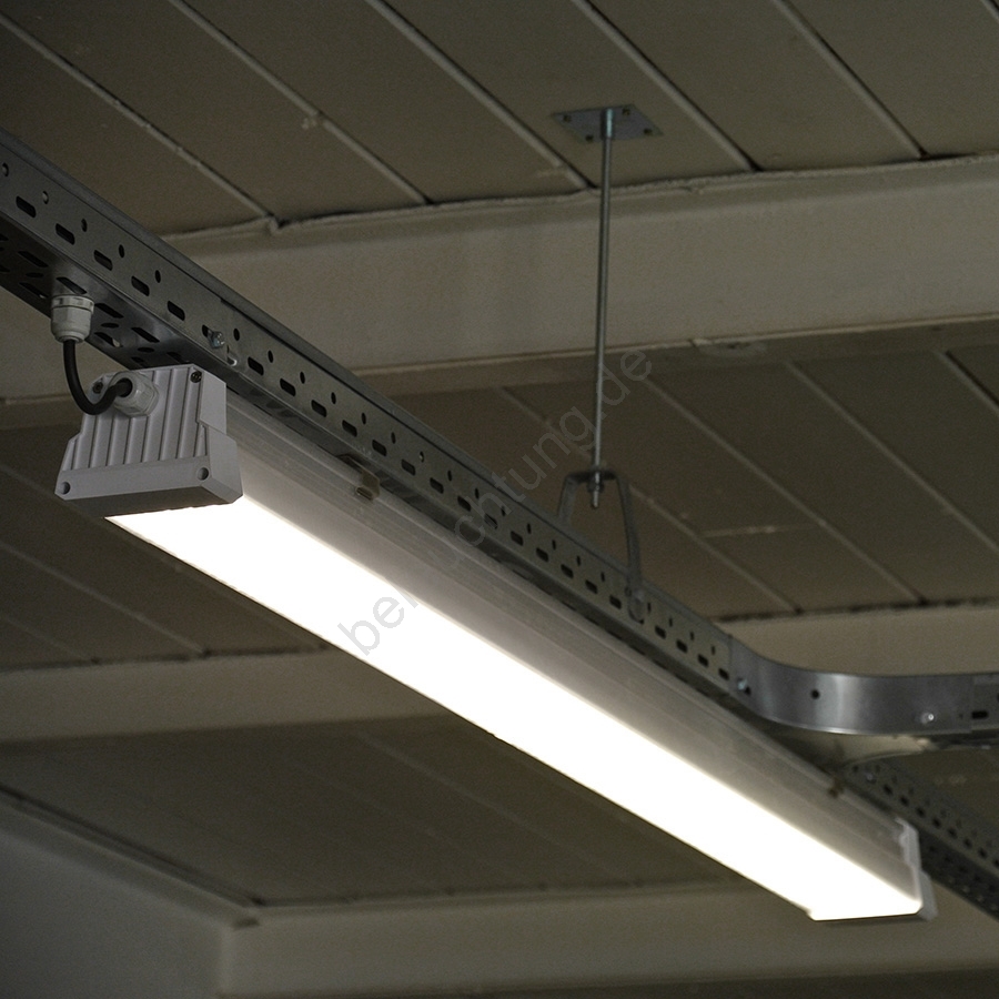 Greenlux GXWP381 - LED Hochleistungs-Leuchtstofflampe DUST PROFI MILK ...